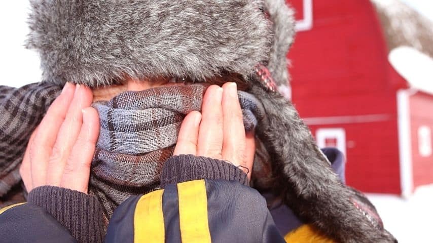 Is It Dangerous If You Wear Too Many Layers Of Clothes?